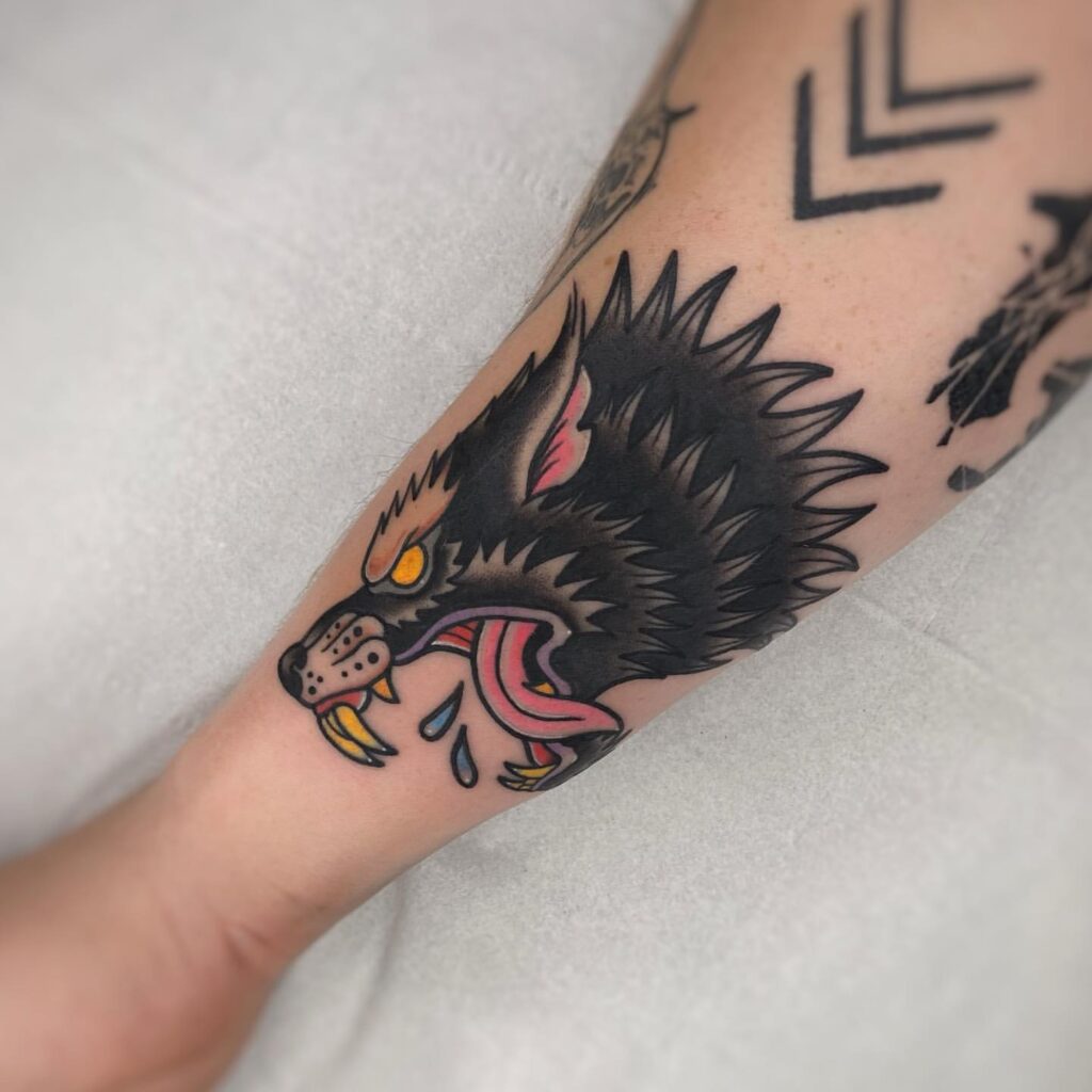 A Collection Of 33 Striking American Traditional Tattoo Designs To ...